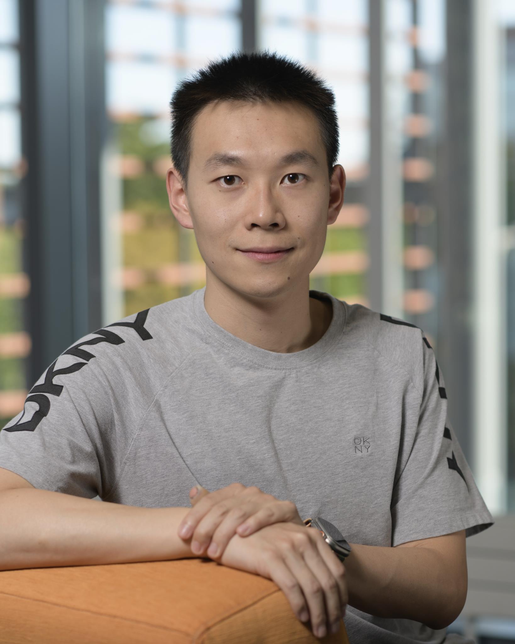 Haonan Wu | Holonyak Micro & Nanotechnology Lab | Illinois