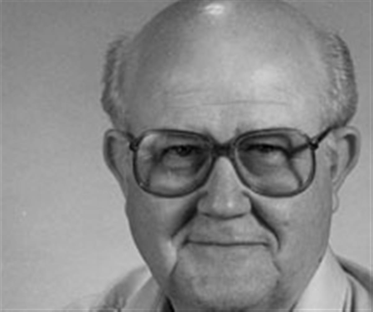 Elliptical Orbits | Physics Van | Illinois