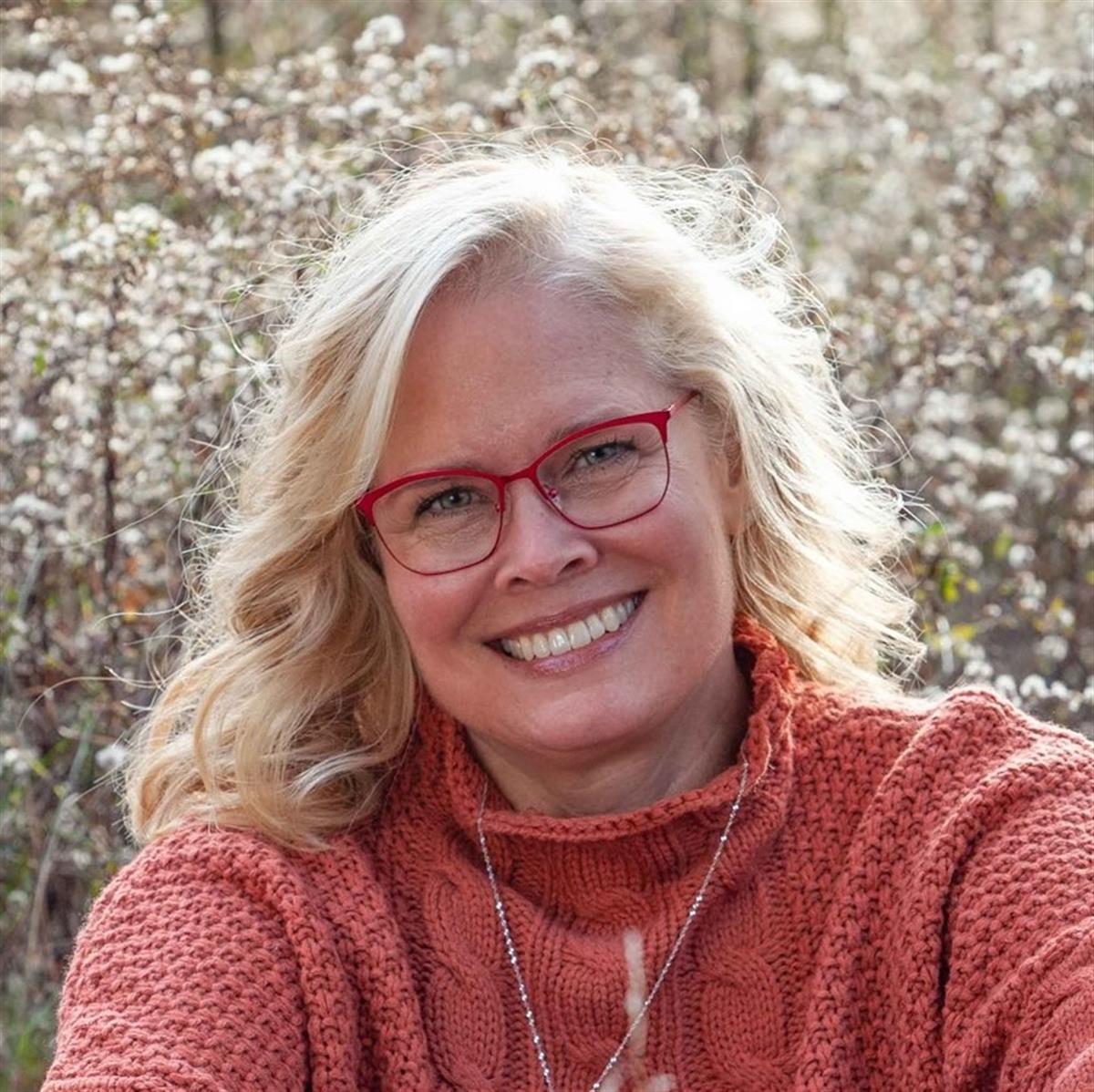 Dawn Cheek-Wooten | Information Trust Institute | Illinois