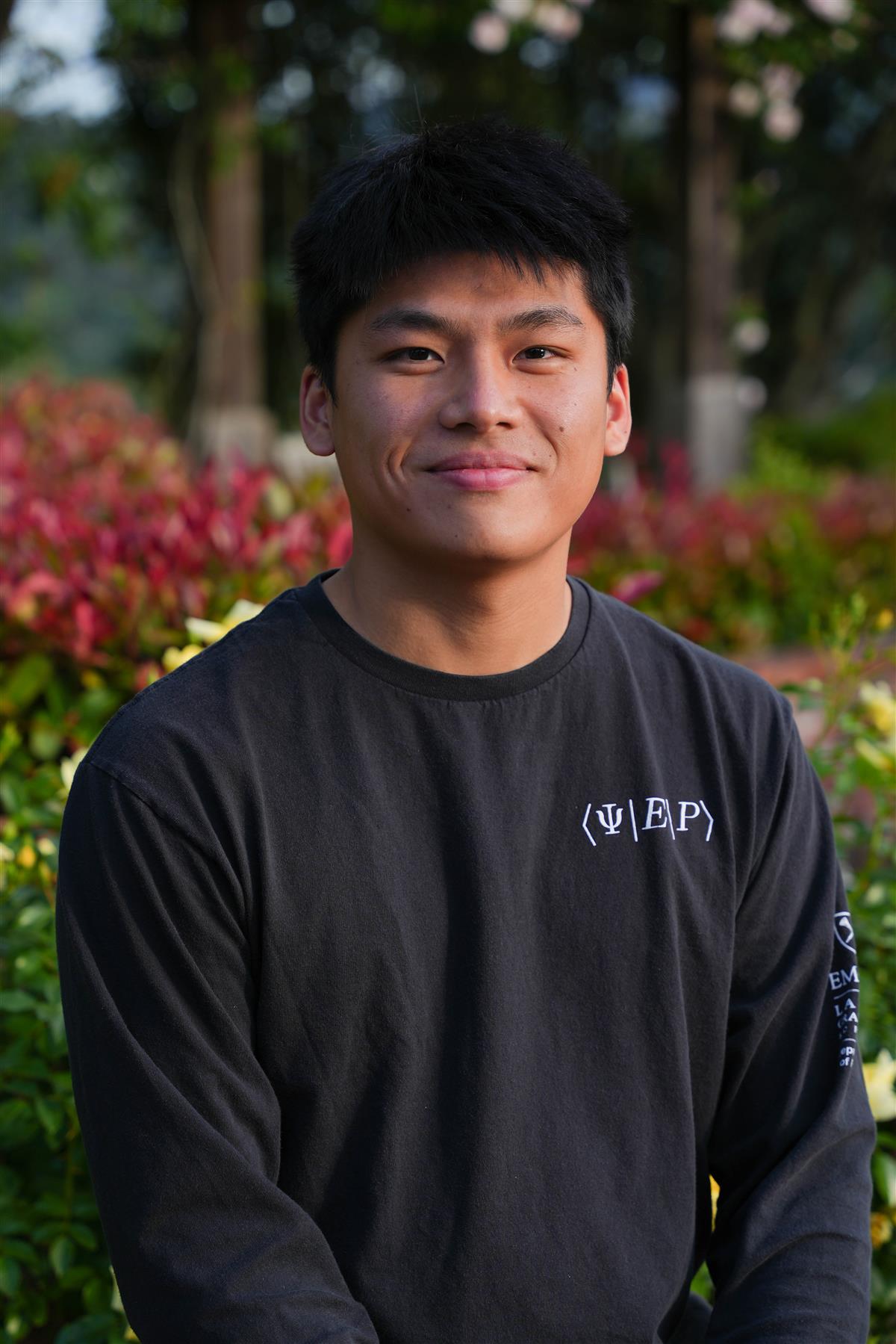 Edrick Wang | Physics | Illinois