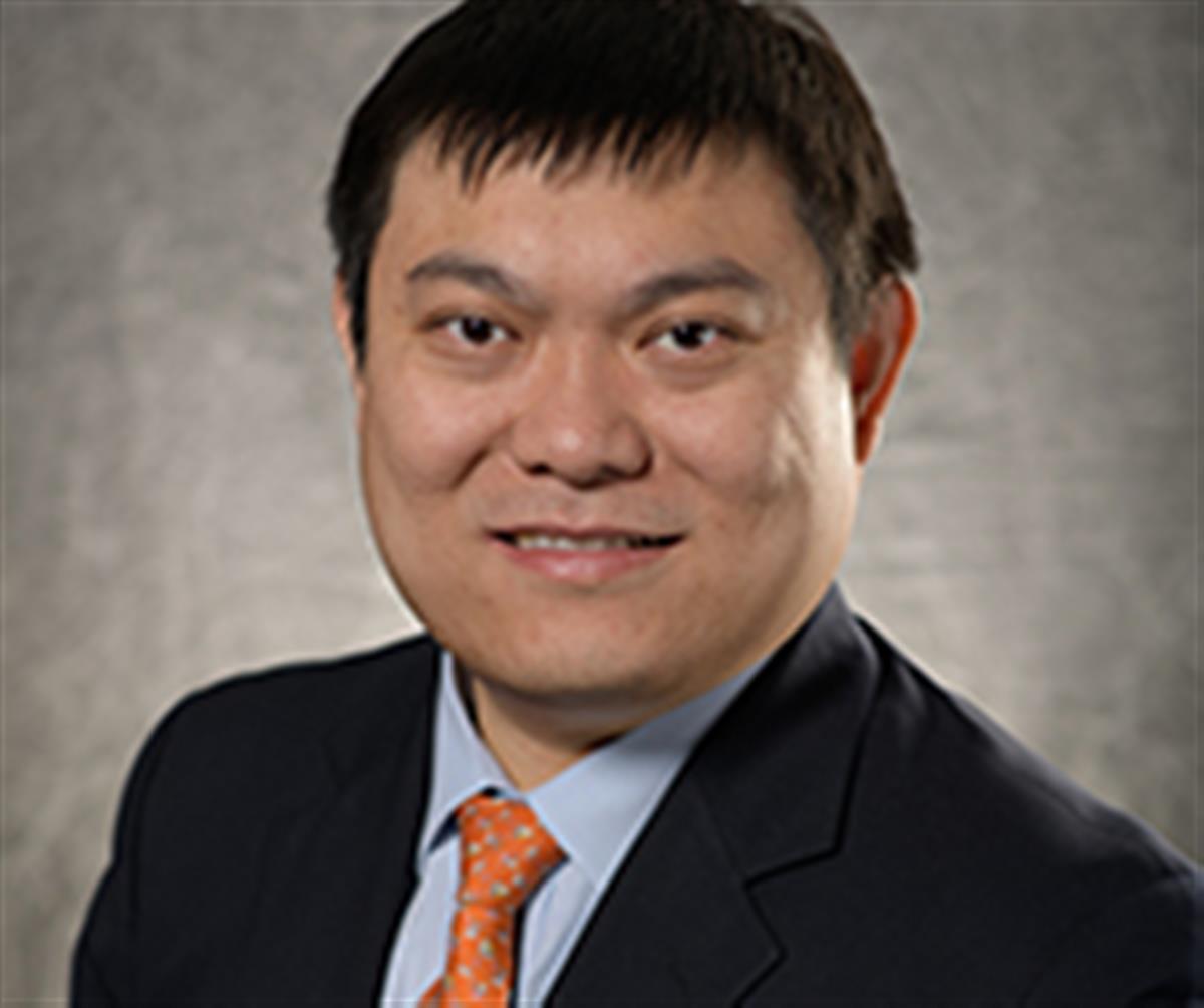 Xu Chen | Electrical & Computer Engineering | Illinois