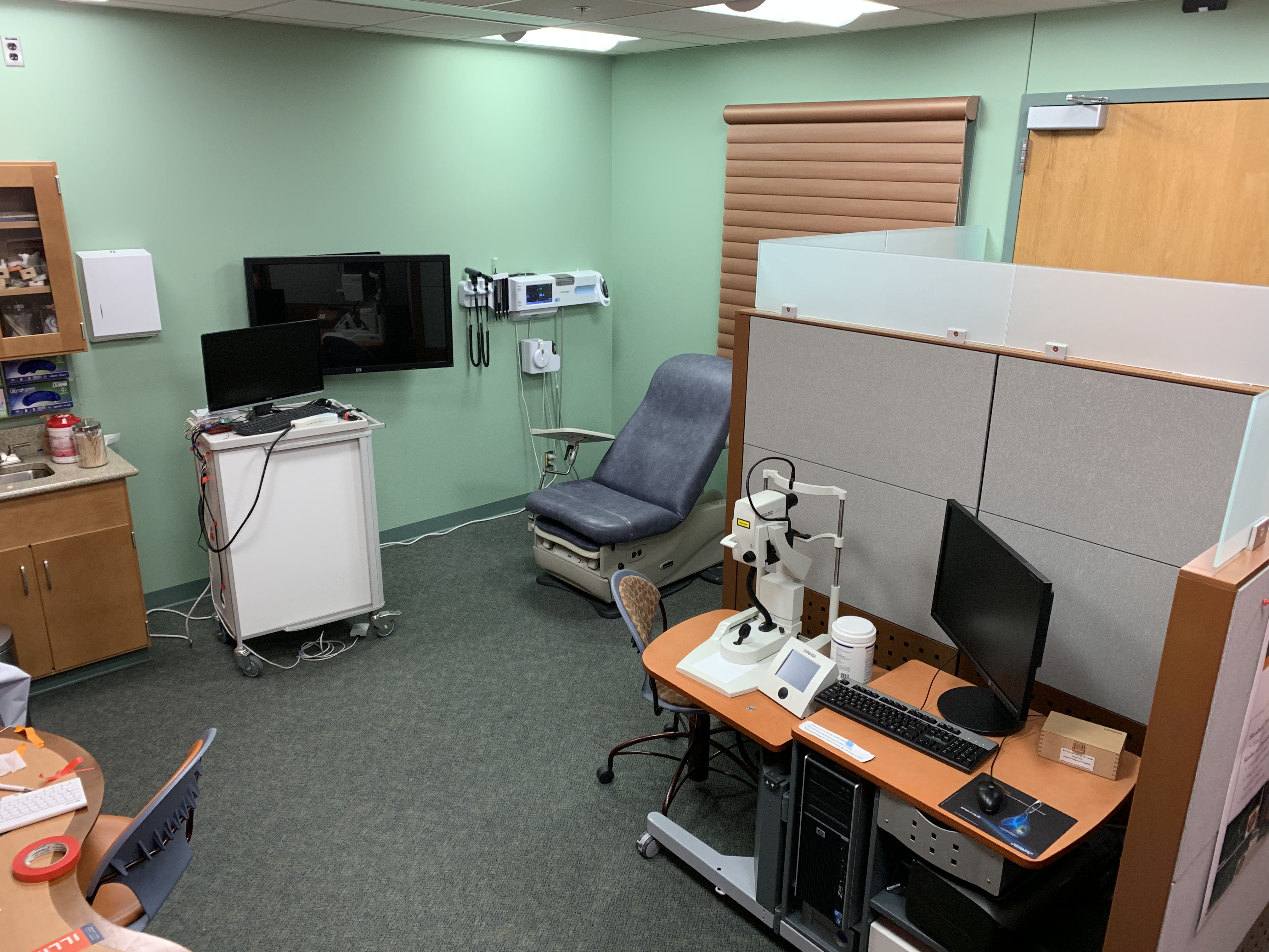 Facilities | Biophotonics Imaging Laboratory | UIUC